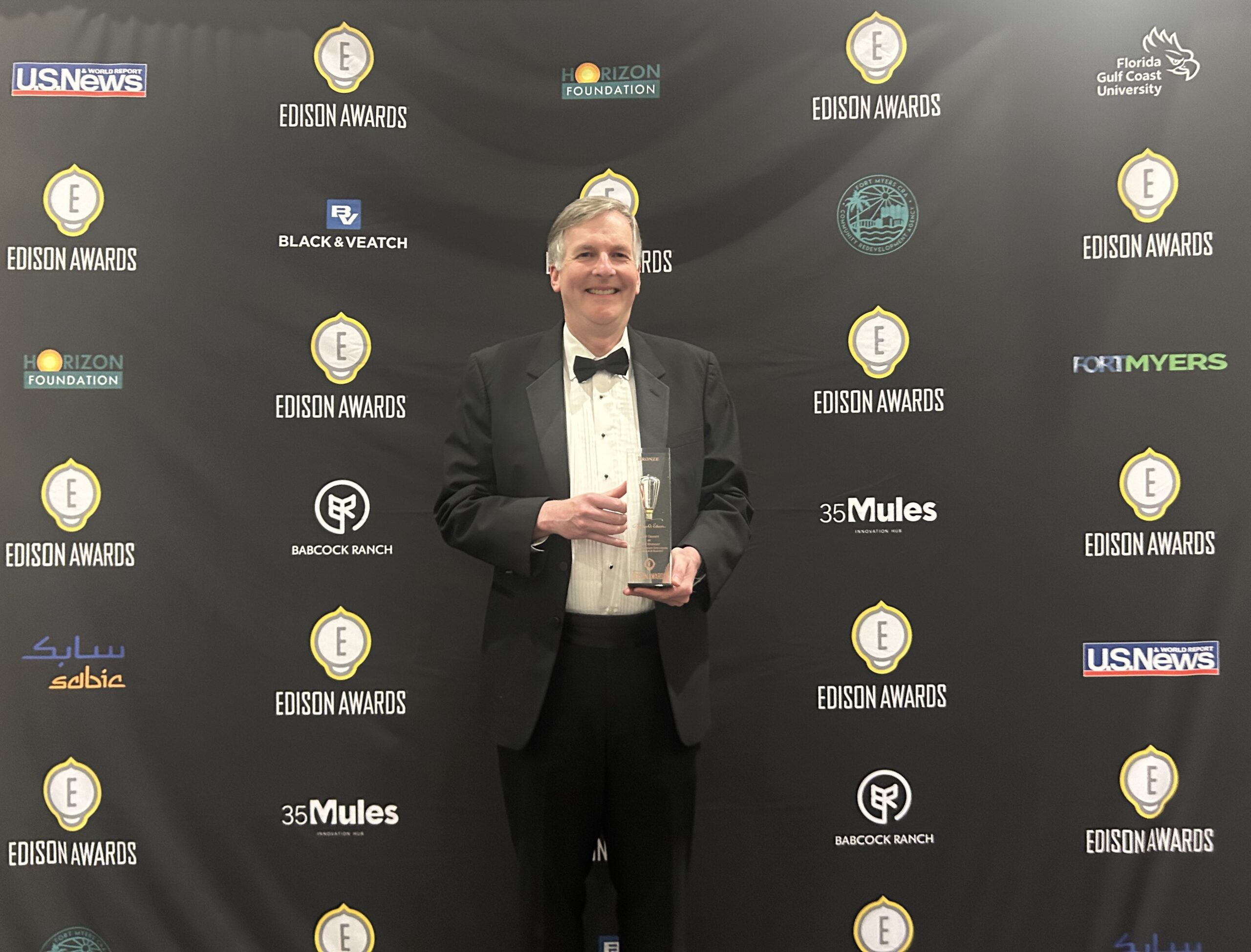 First Student’s First Charge Solution Receives 2025 Edison Award ...